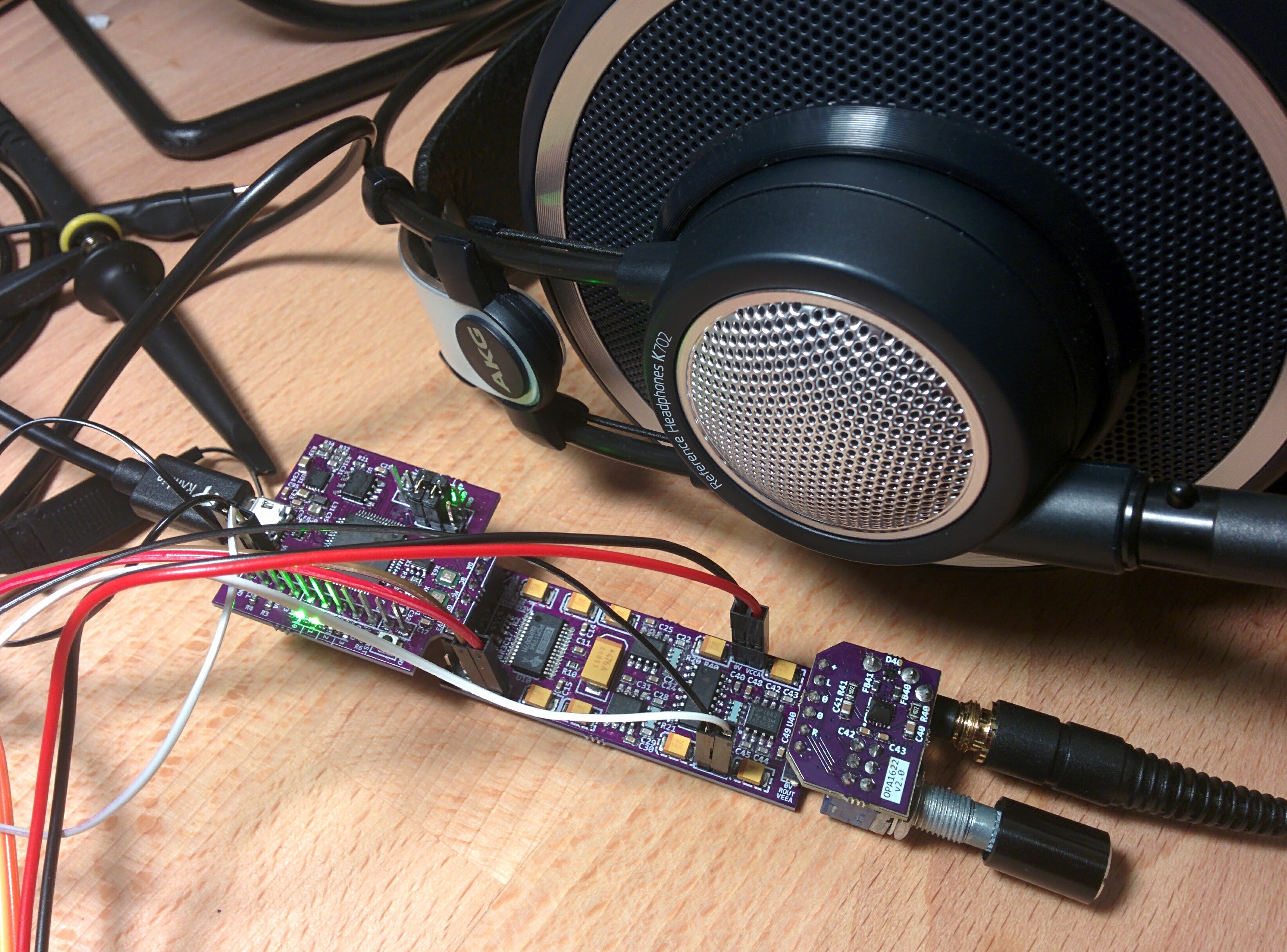 Making a USB DAC + Headphone Amp [update] – OSH Park