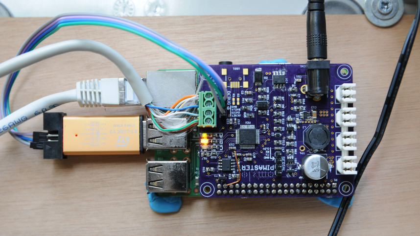 Raspberry Pi CAN-bus HAT for the Omzlo IoT platform – OSH Park