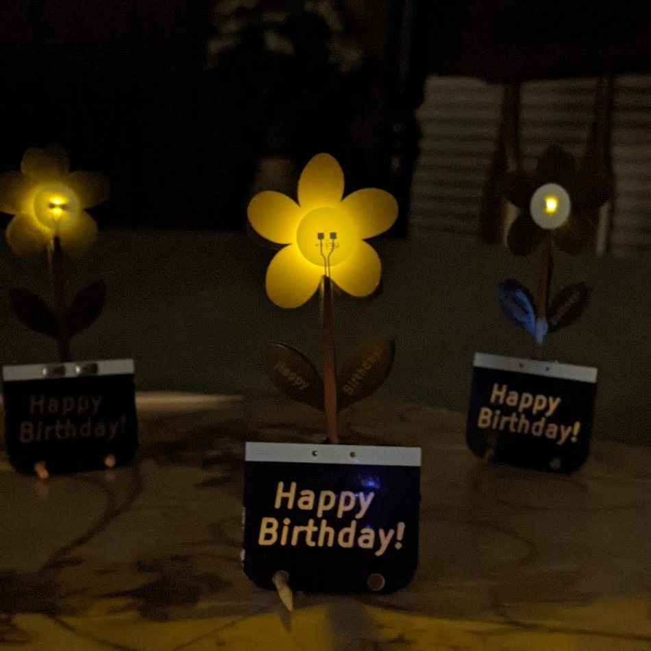 Flexible PCB flower 🌼 – OSH Park